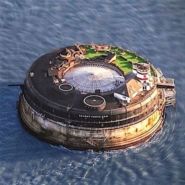 No Neighbors (2) – mb-projekt.com